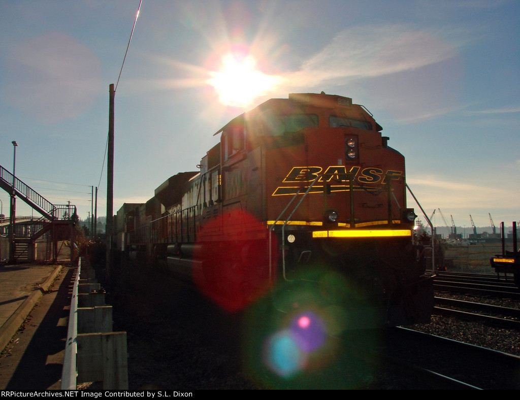 BNSF 9314 North @ Bayside